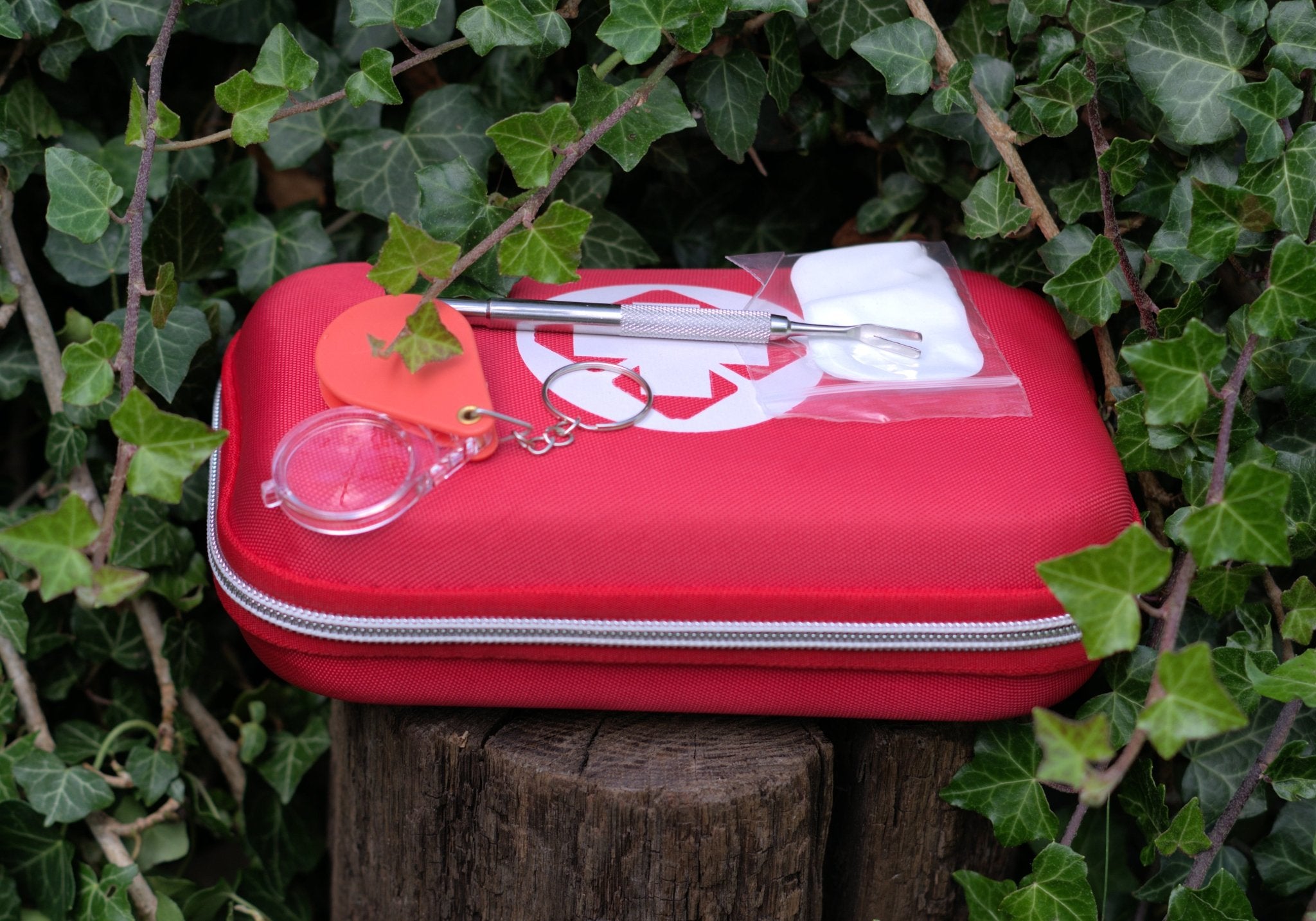 First Aid kit for Bushcraft, Campers, Hikers, Car, Bike, Preppers or ...