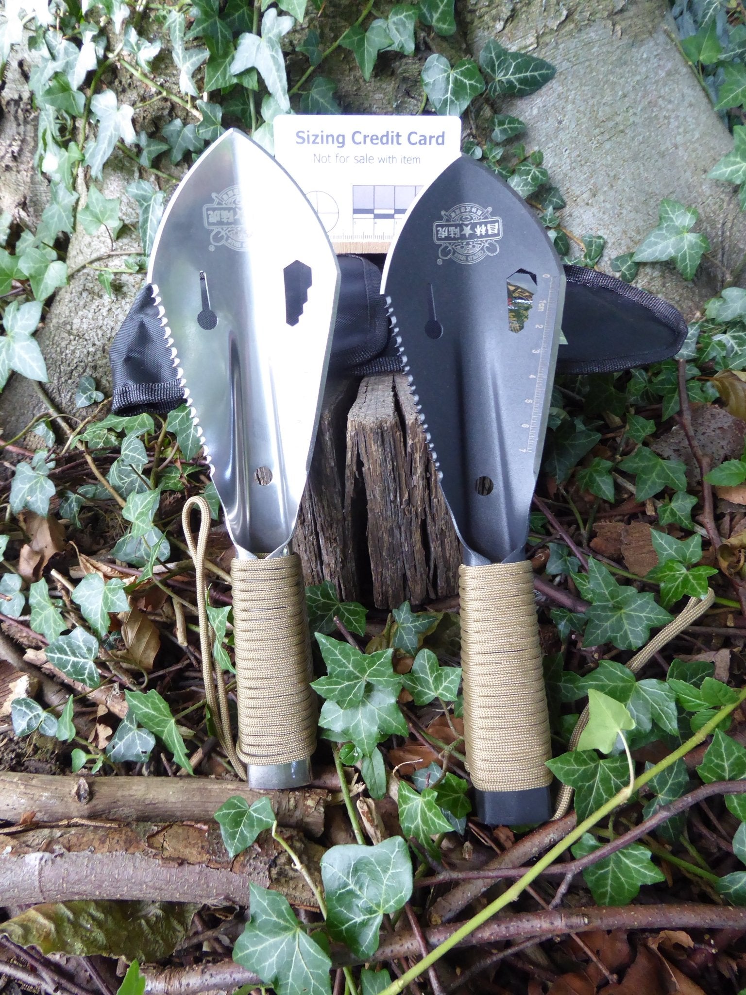 Multi tool Trowel & belt bag - Easy to carry with belt pouch | Hugginsattic