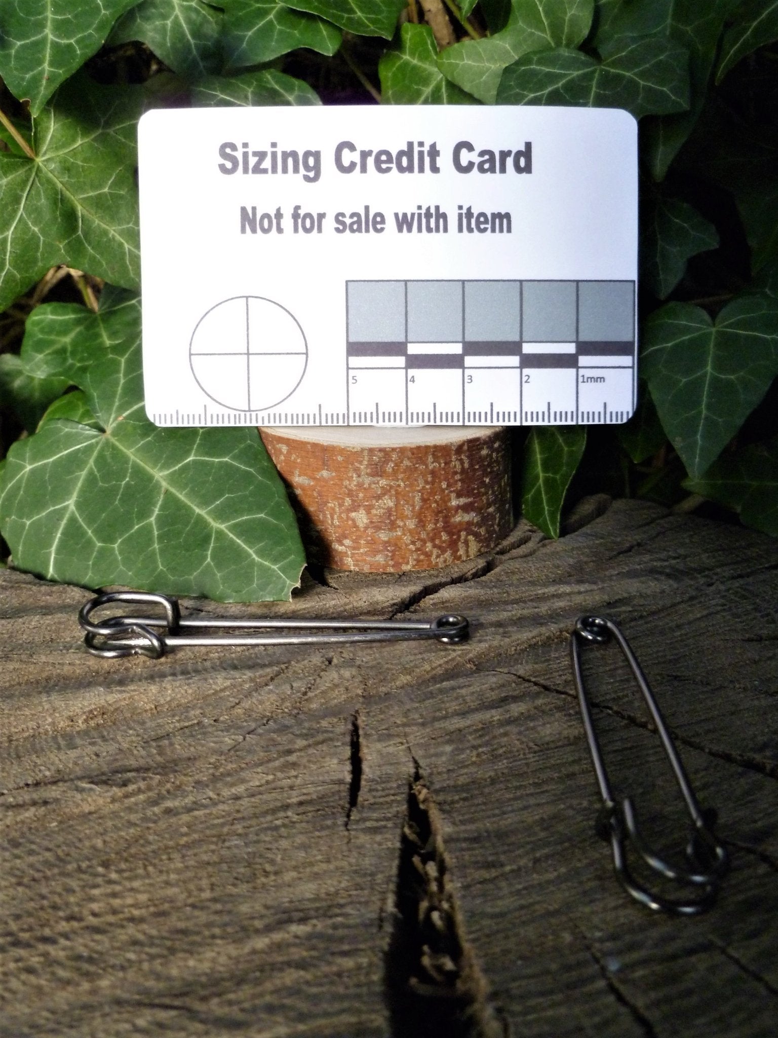 Pair Outdoor Large Safety Pins 3 Colours – Hugginsattic