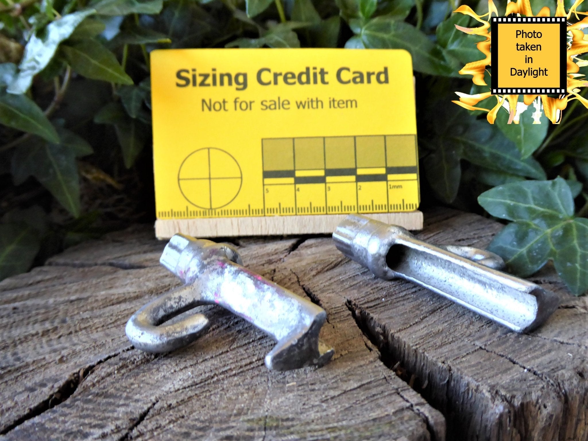 Used Cleaned Cast Ferrous sap spile, builtin hook – Hugginsattic